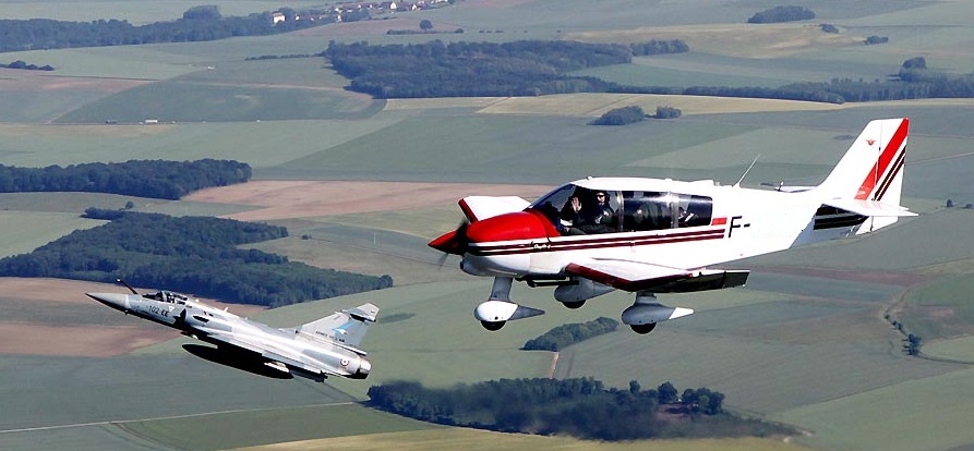 Aéroclub proche de Paris, école de pilotage avion sur l'aérodrome de ...